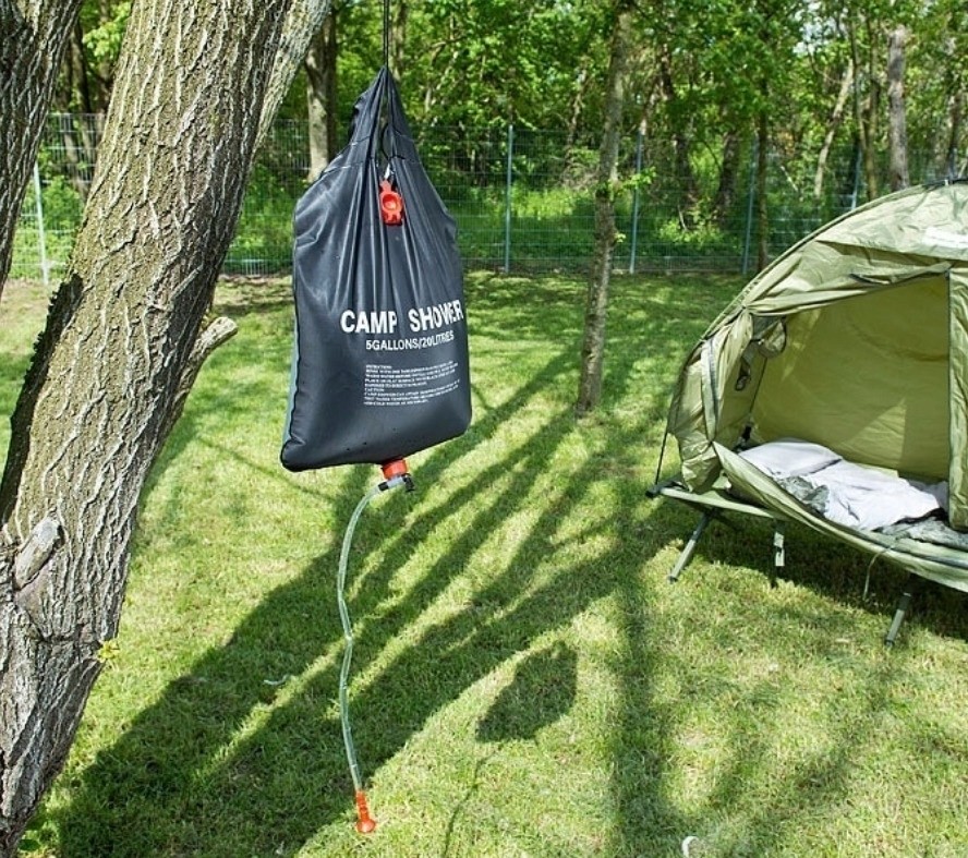 Dus solar pentru camping sau calatorii, 20 litri
